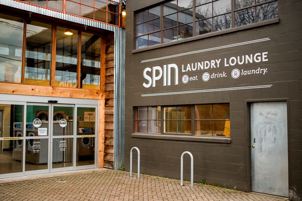 Spin Laundry Lounge - Eco Lavandería, Bar y Cafetería