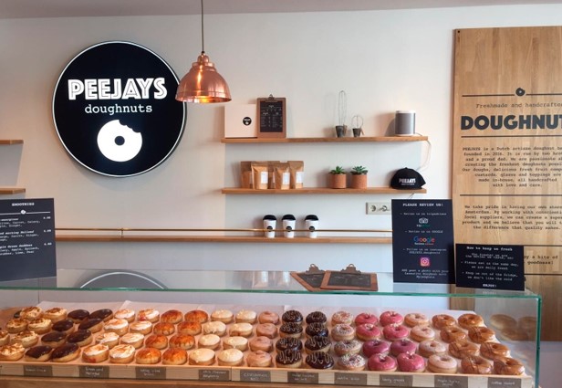 Peejays Doughnuts - Boutique de Donas Frescas y Café de Especialidad