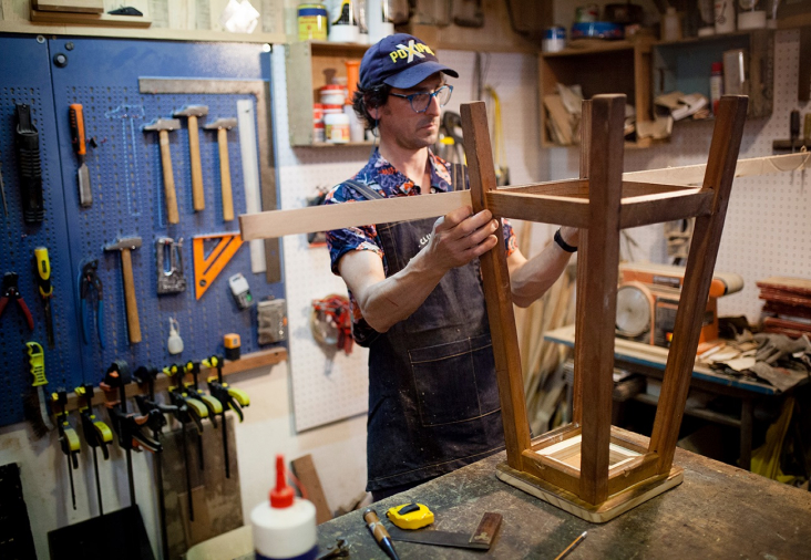 Emprendedoras crean un directorio digital de reparadores