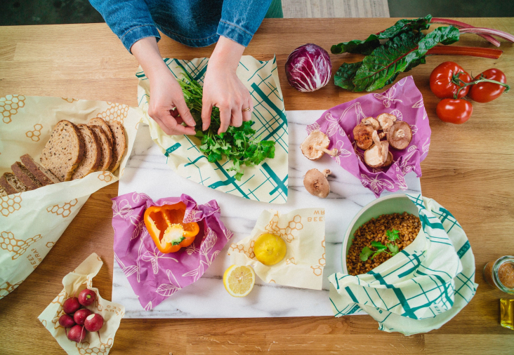 Bee's Wrap, envoltorios para alimentos hechos con cera de abeja