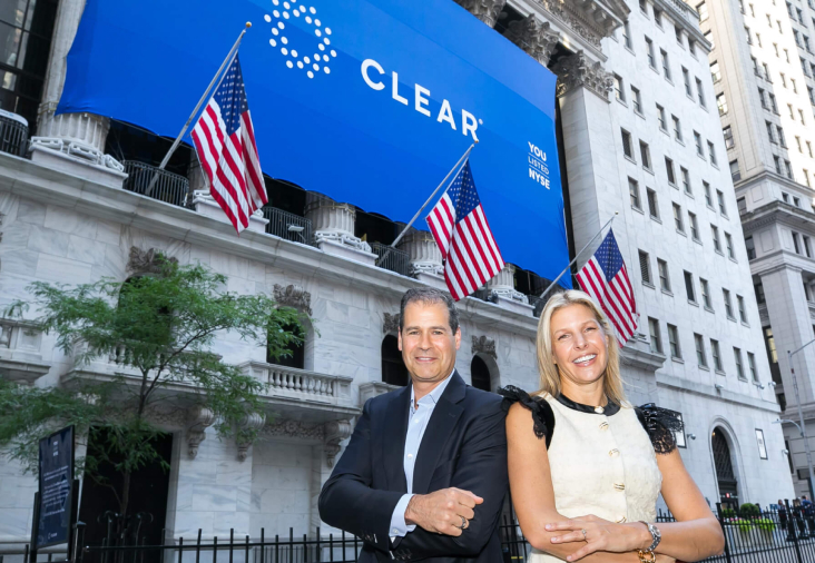 Despegando con Caryn y Ken: Descubre el éxito de CLEAR