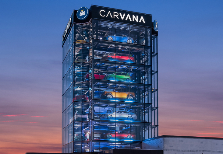 Carvana: Autos a la venta en máquinas expendedoras gigantes