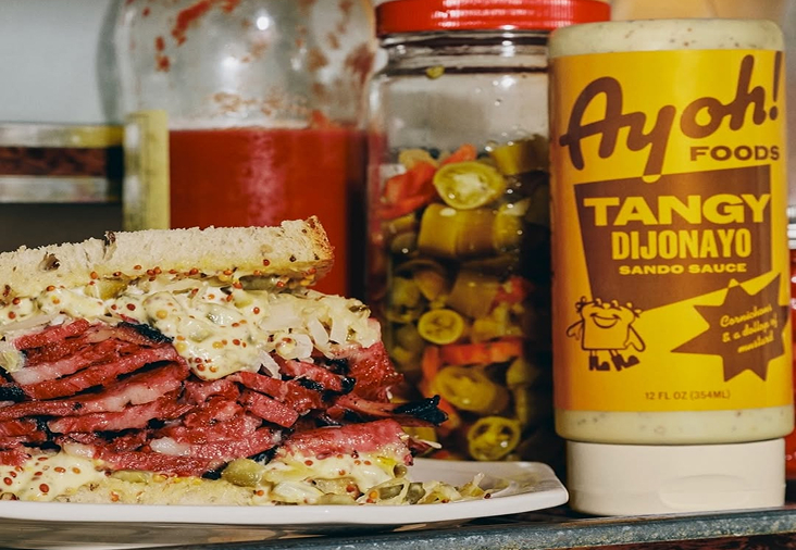 Ayoh: Una nueva perspectiva del sándwich, desde la salsa
