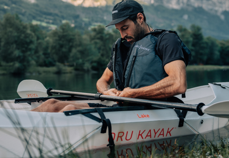Oru Kayak: Una aventura portátil con kayaks plegables