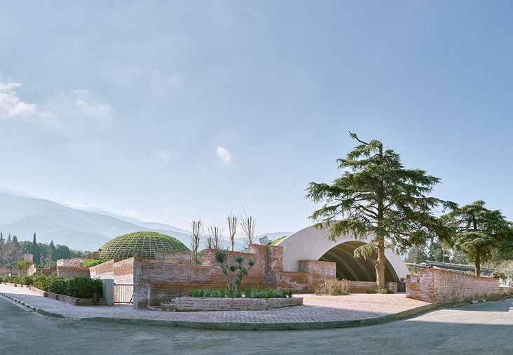 Backyard Community Club: deporte y sostenibilidad en Accra