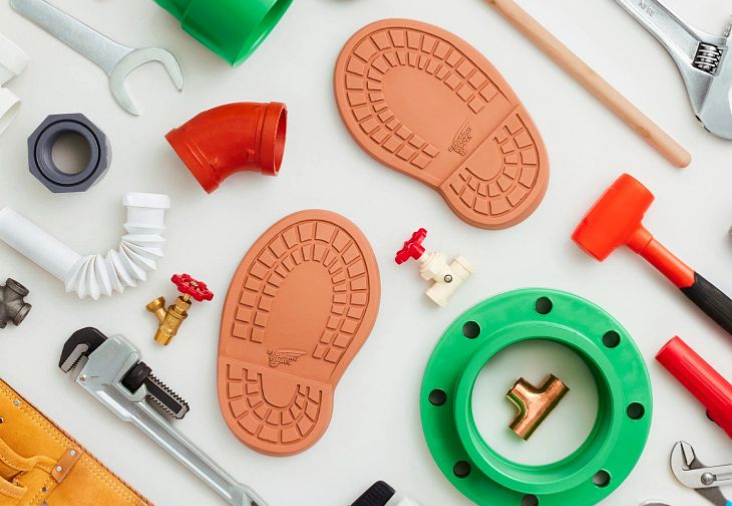 Una marca de zapatos ha hecho las botas de Mario Bros en la vida real