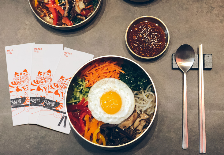 Mins Table - El Pequeño Restaurante que Lanzó su Marca de Streetwear y ...