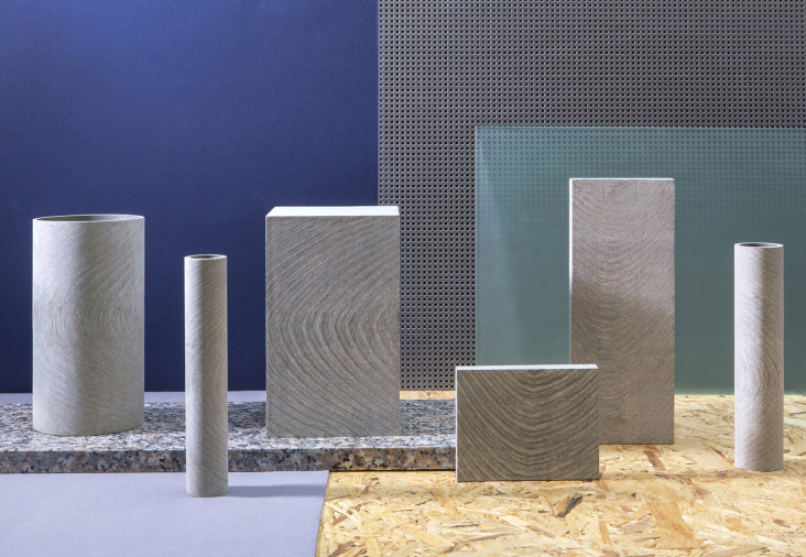 NewspaperWood, papel periódico convertido en madera