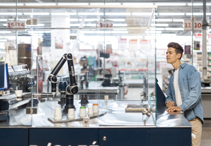 6 Startups Capitalizing the Robotic Coffee Bar Idea