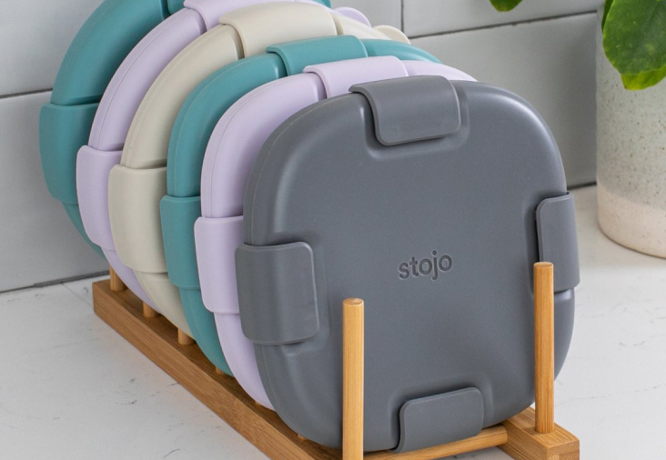 Los recipientes plegables de Stojo que facilitan tu vida diaria
