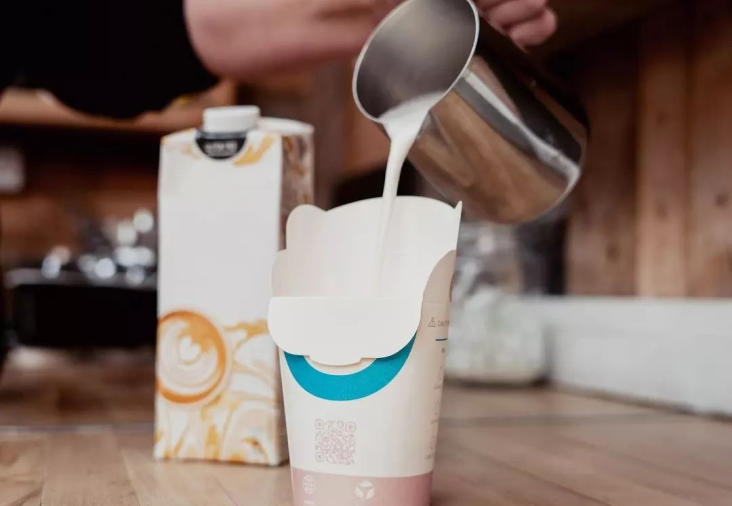 The Good Cup, el vaso plegable de café que elimina la tapa de plástico