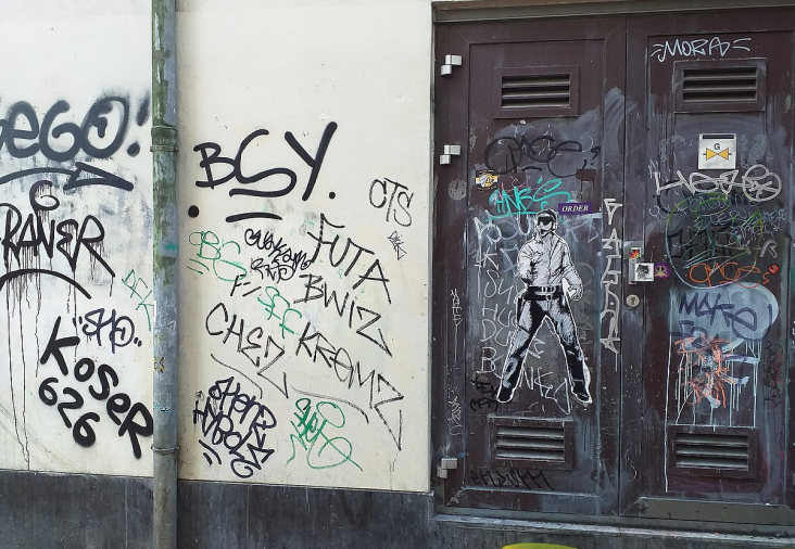 El robot autónomo que detecta y elimina el graffiti de las calles